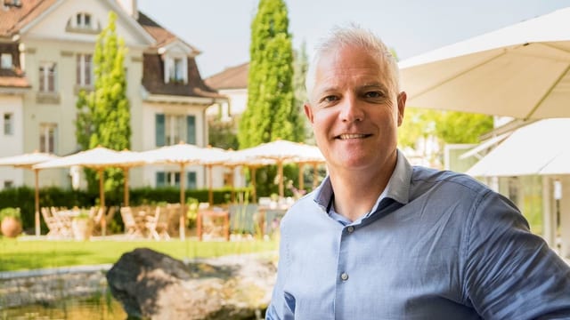 Exteriur - Tim Enderlin – Noss um a Laos - Novitads - RTR