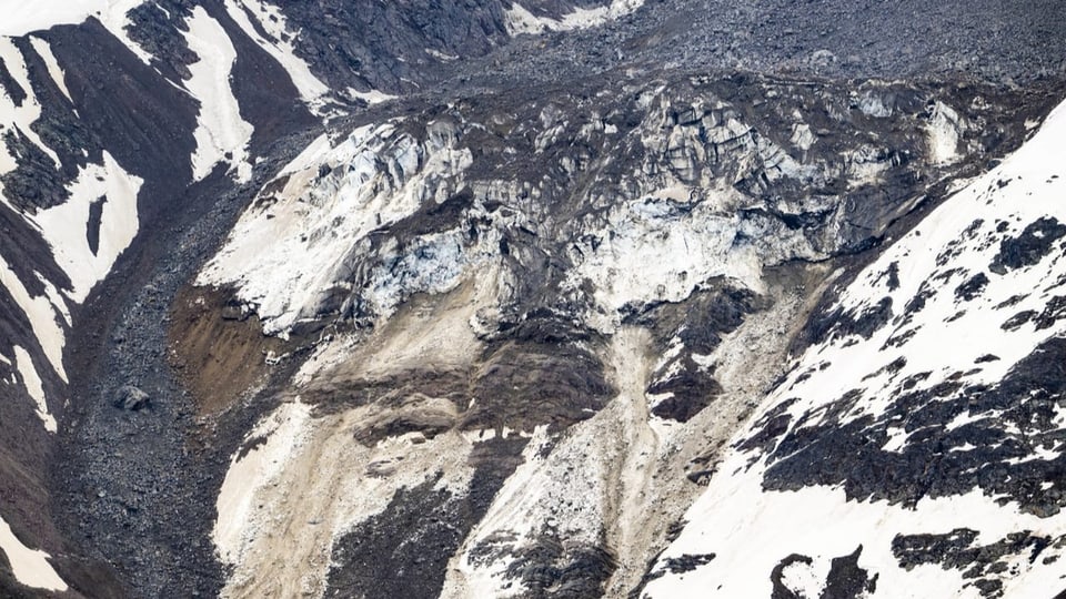 Lage am Birchgletscher über Blatten bleibt kritisch - Novitads - RTR