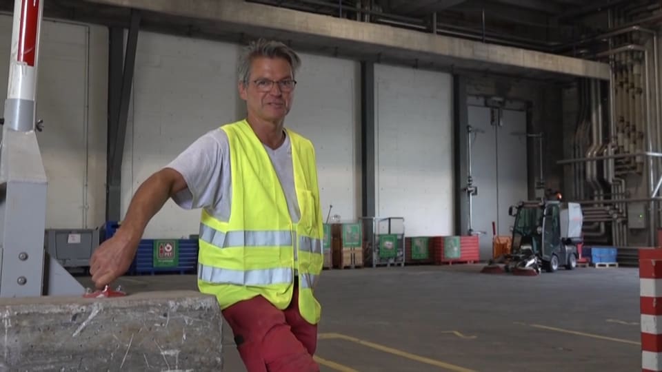 24 uras en la merda - In di en l'ardera da rument - Cultura - RTR