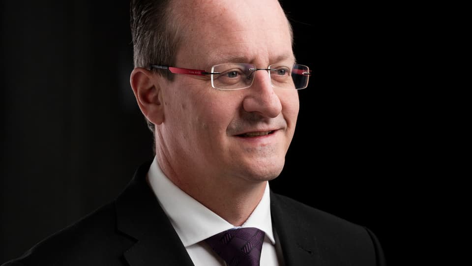 Svizra - Successiun Burkhalter – Martin Schmid tranter ils candidats ...