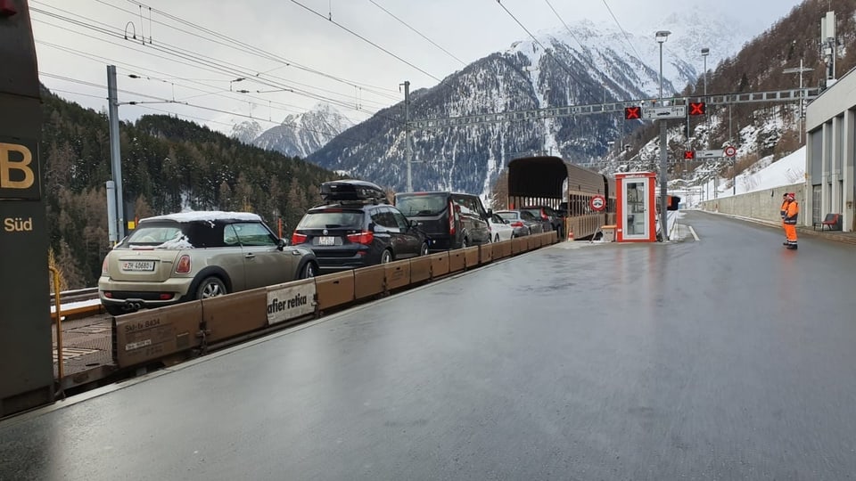 Ein Tag am Autoverlad Vereina: «rollende Strasse» des Engadins ...