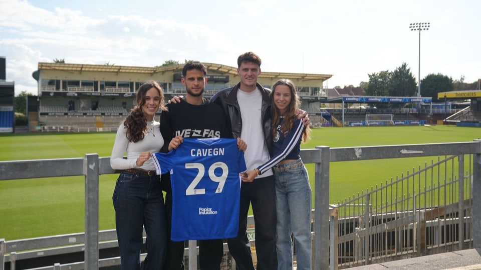 Fabrizio Cavegn wechselt von Vaduz zu den Bristol Rovers - Sport - RTR