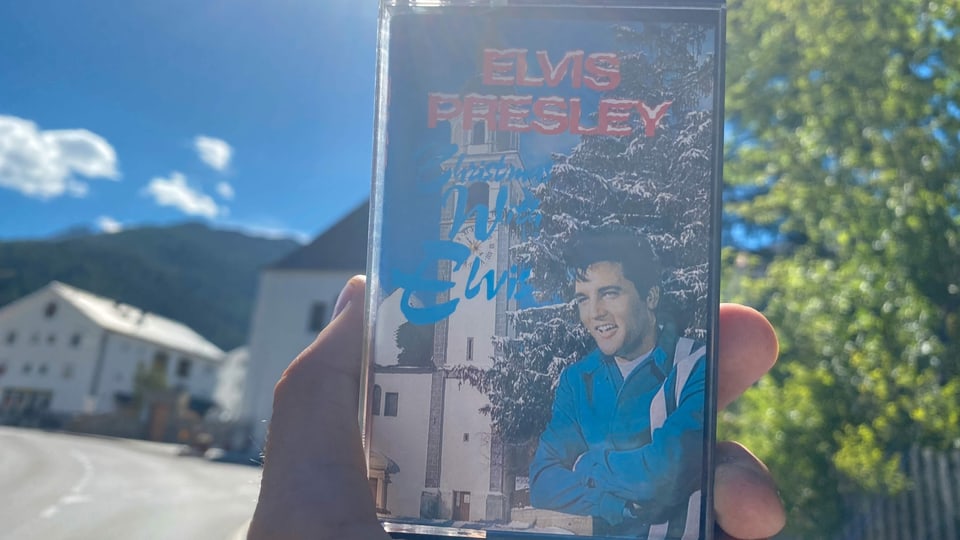 Elvis e Bever? - Il «King of Rock n'Roll» e la baselgia San Giachem ...