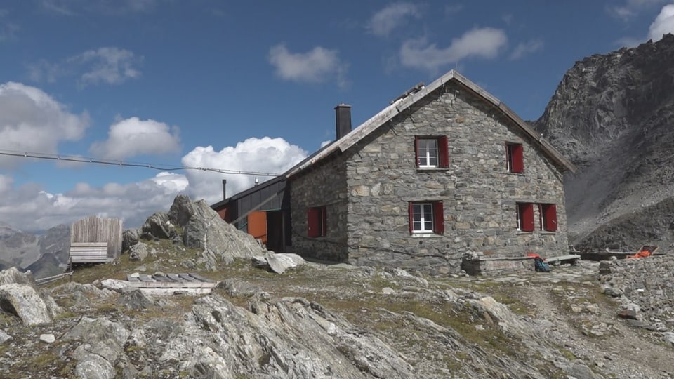 Mancanza d'aua - Il manaschi en la chamona Cavardiras è periclità ...