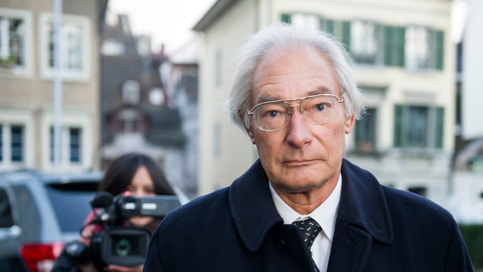 Svizra - Rolf Erb sto tuttina ir en praschun - Novitads - RTR